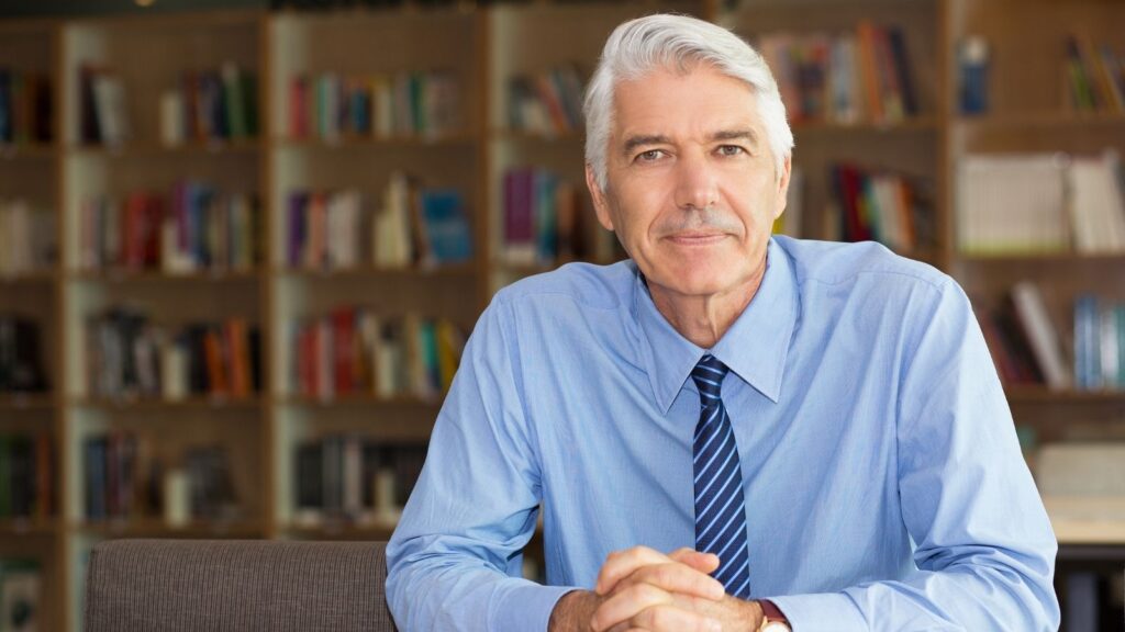 5 Curious Facts about CEO - The Role of the CEO - ValiantCEO