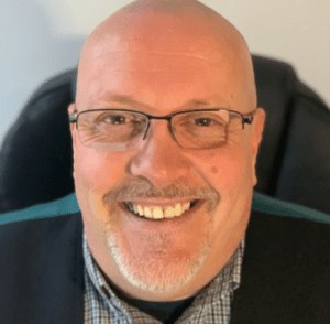 Valiant CEO | Entrepreneur Interviews, Business & Startups Guide